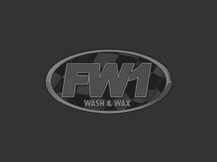 FW1はエヴァンゲリオンレーシングを応援しています！